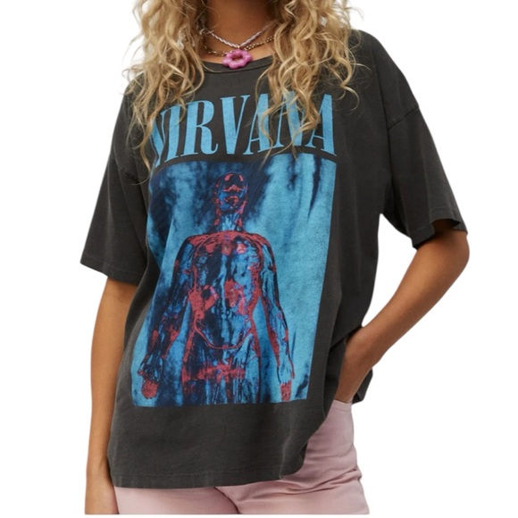 Daydreamer | Tops | Daydreamer Nirvana Sliver Album Cover Merch Tee Band Tshirt Size Medium ...